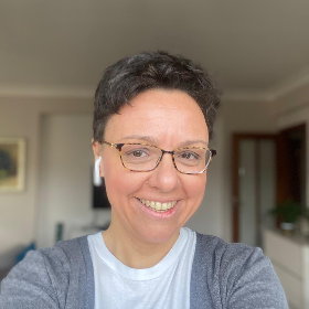 Yolun Yarısını Geçerken | Okul Destek Derneği | Fonzip